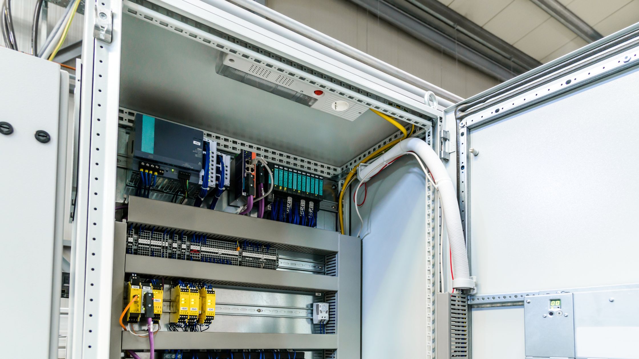 6 Most Innovative Design Ideas for Control Panels in 2023 - MIS Controls