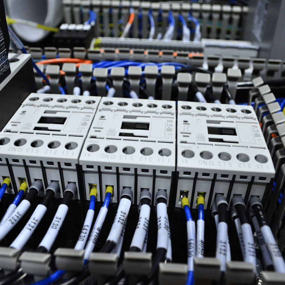 Reducing Downtime with Control Panels - MIS Controls